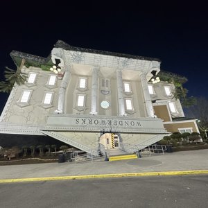 WONDERWORKS - 346 Photos & 308 Reviews - 100 Music Rd, Pigeon Forge ...