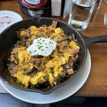 BRIX TAVERN - PEARL DISTRICT - Updated November 2025 - 1002 Photos & 1178 Reviews - 1338 NW Hoyt ...