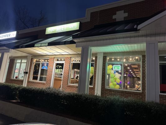 MEET AND BREAD - Updated December 2025 - 20 Photos - 2921 Zebulon Rd ...