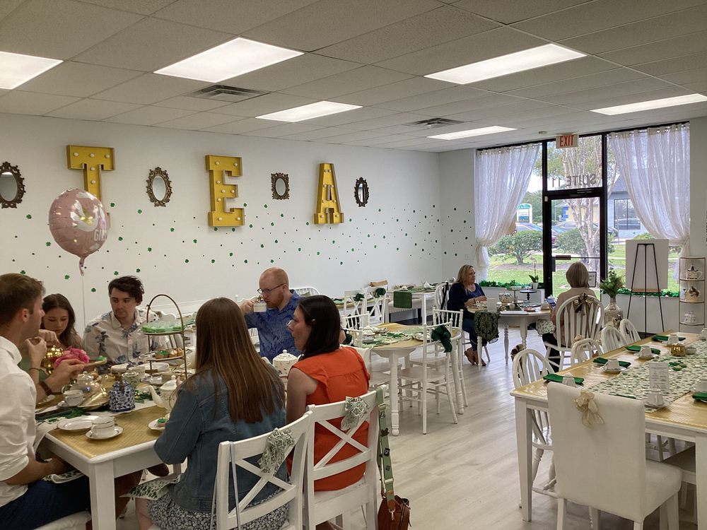 THE CHIC TEACUP - Updated October 2025 - 23 Photos - 4301 N Wickham Rd ...