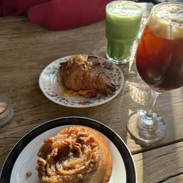 COMPANION - Updated July 2025 - 141 Photos & 86 Reviews - 1700 Lincoln ...