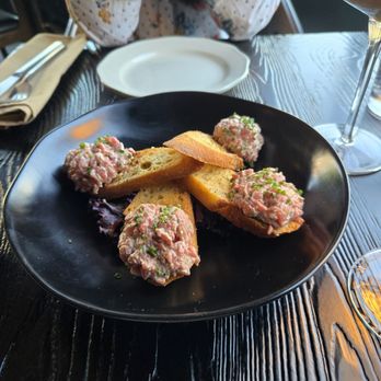 FAWN - Updated September 2025 - 62 Photos & 25 Reviews - 937 Cooper St ...