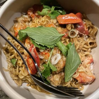 WAYAN - Updated July 2024 - 2978 Photos & 731 Reviews - 20 Spring St ...