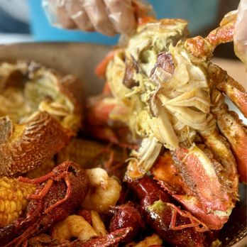 ANGRY CRAB SHACK - Updated January 2025 - 213 Photos & 81 Reviews ...