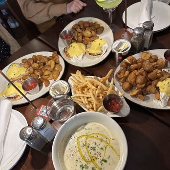 SONSIE - 878 Photos & 1527 Reviews - 327 Newbury St, Boston ...