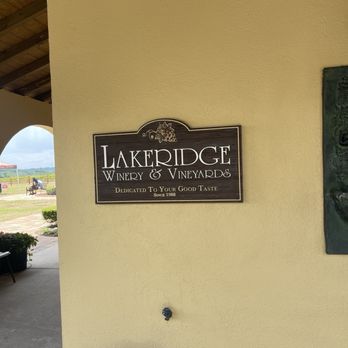 LAKERIDGE WINERY & VINEYARDS - Updated January 2026 - 1137 Photos & 420 ...