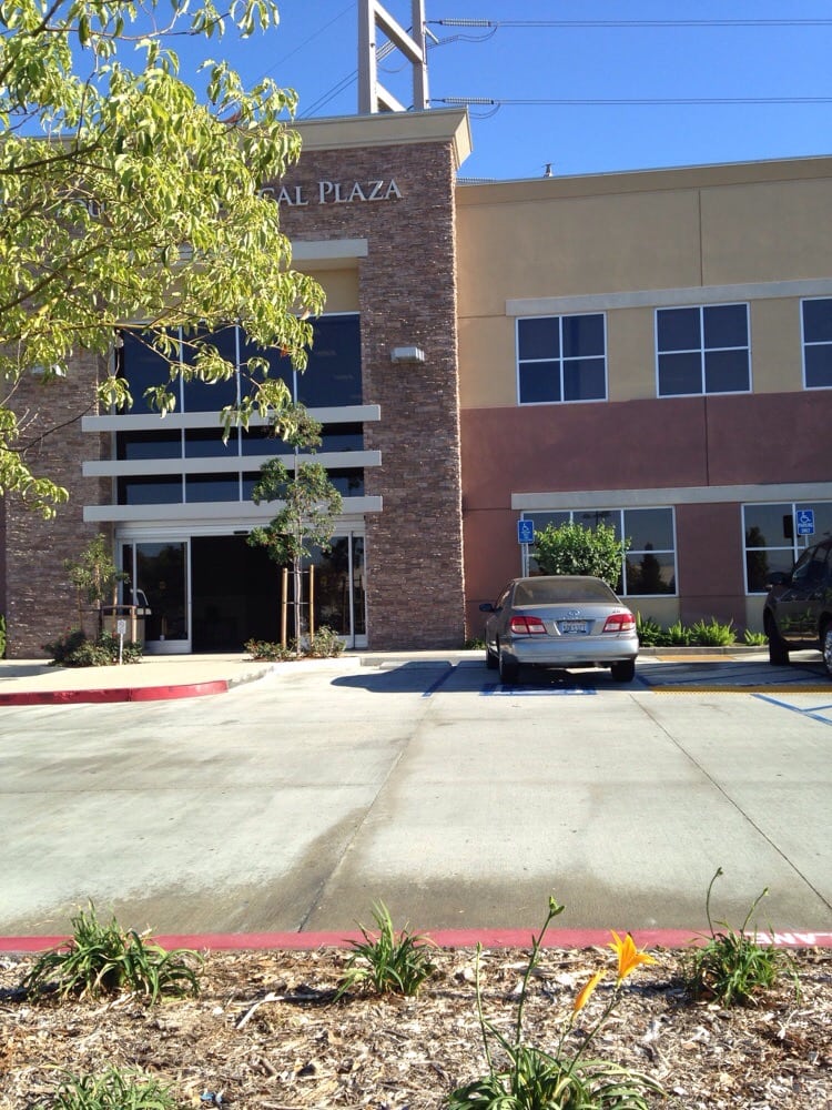 CHARNOCK GEORGE AM, MD - Updated October 2025 - 13 Reviews - 27420 ...