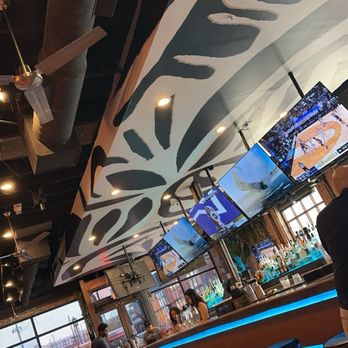 OFF THE CUFF - Updated January 2026 - 235 Photos & 73 Reviews - 2901 ...