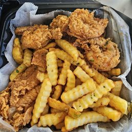 SOUTHERN QUEENZ RESTAURANT & BAR - Updated April 2025 - 319 Photos & 89 ...