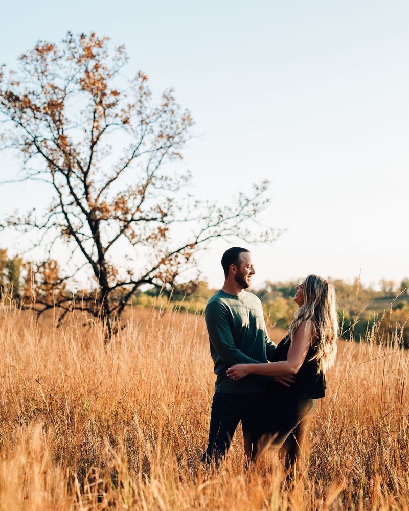 KYLE CLEVELAND PHOTO - 29 Photos - Cedar Rapids, Iowa - Session ...