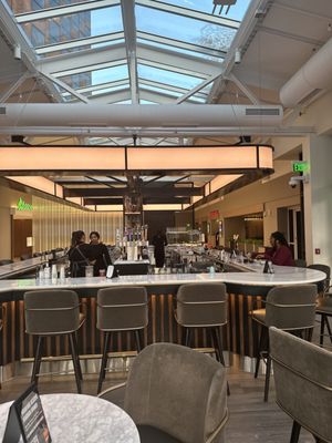 VAULT - Updated December 2025 - 91 Photos & 21 Reviews - 111 E Kilbourn ...