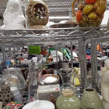 GOODWILL STORE & DONATION CENTER - Updated December 2025 - 17 Photos ...