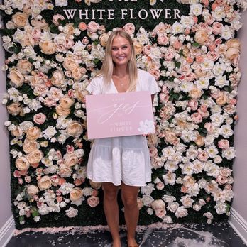 THE WHITE FLOWER BRIDAL BOUTIQUE - Updated September 2024 - 290 Photos ...