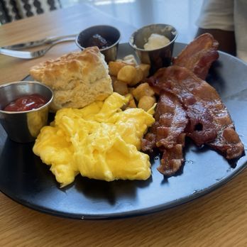 COMPLICATED PILGRIM - Updated July 2025 - 185 Photos & 62 Reviews - 21 ...