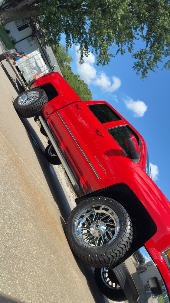 COLLINS PRISTINE DETAIL - Updated September 2025 - 5301 Redwood Ln, Saint Joseph, Missouri ...