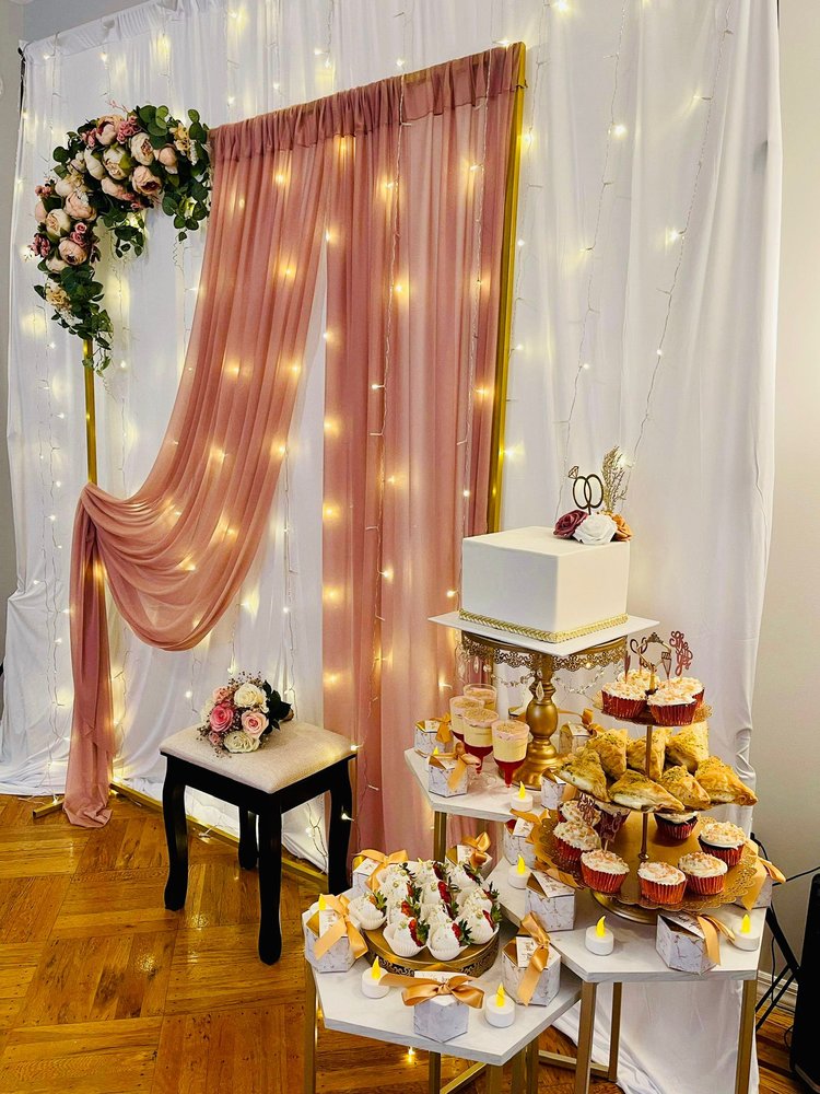 MOCO CHOCO - Updated September 2025 - 11 Photos - 7711 15th Ave ...