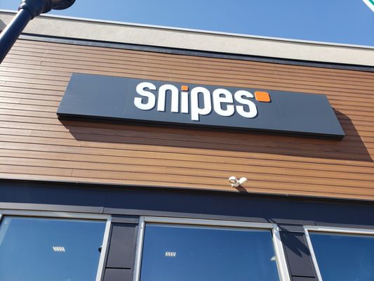 SNIPES - Updated October 2024 - 13 Teterboro Landing Dr, Teterboro, New ...