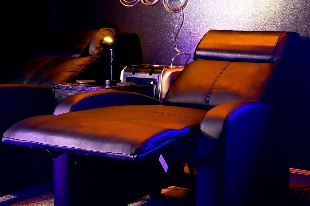 UPLIFT OXYGEN LOUNGE - Updated December 2024 - 41 Photos - 2851 Stage ...