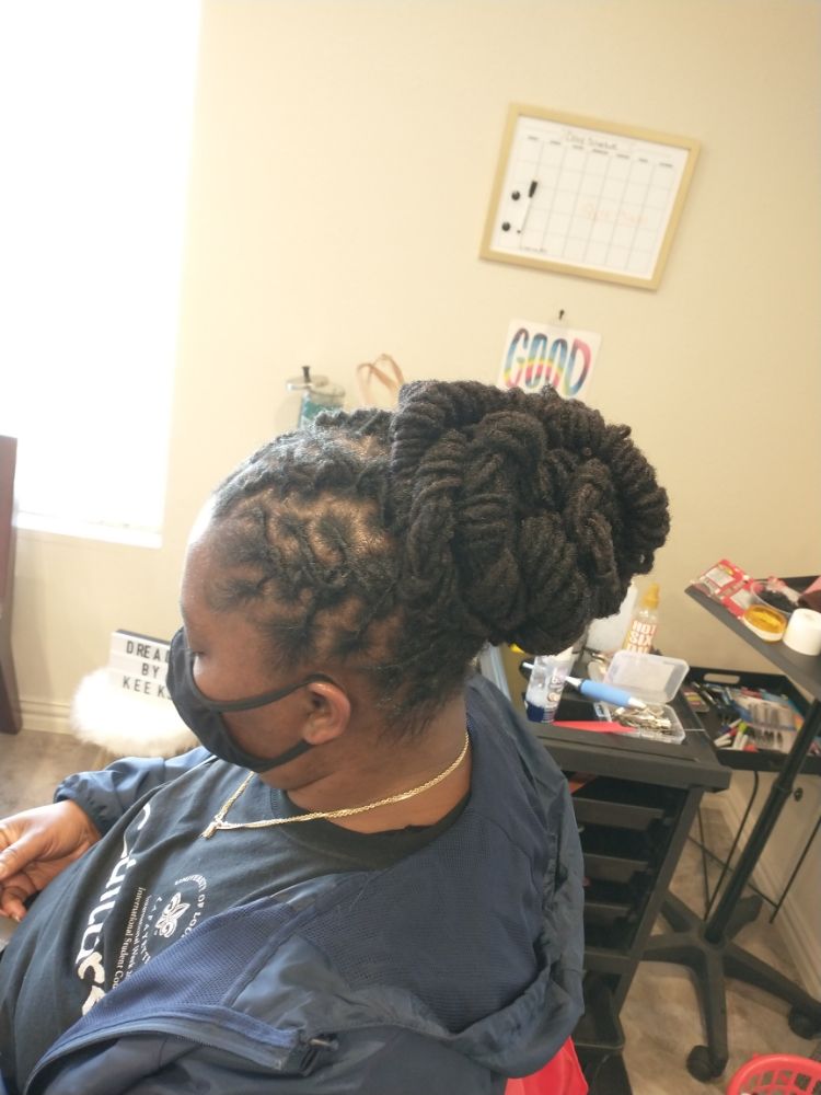 DREADS BY KEEKS - Updated October 2025 - 2563 S Riverside Dr, Fort ...