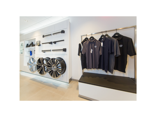 TOM WOOD VOLVO - Updated 05/2025 - 16 Photos - 4620 E 96th St ...