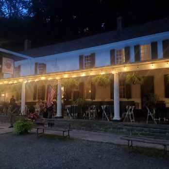 VALLEY GREEN INN - Updated July 2024 - 211 Photos & 237 Reviews - 7 ...