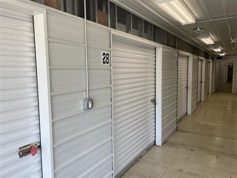 MINI MALL STORAGE - CEDAR LAKE - Updated September 2024 - 21 Photos ...