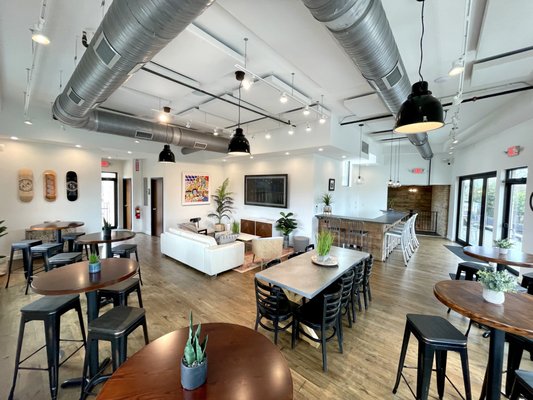 PAPER PLANE - THE LOFT - Updated January 2026 - 24 Photos - 816 S ...