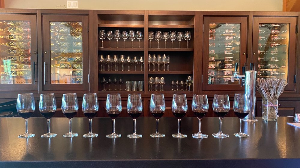 KARAMOOR ESTATE VINEYARD & WINERY - 10 Photos - 6118 Butler Pike, Blue ...