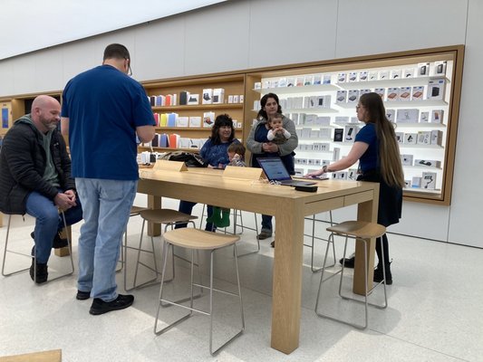 APPLE SOUTH HILLS VILLAGE - Updated December 2025 - 78 Photos & 82 ...