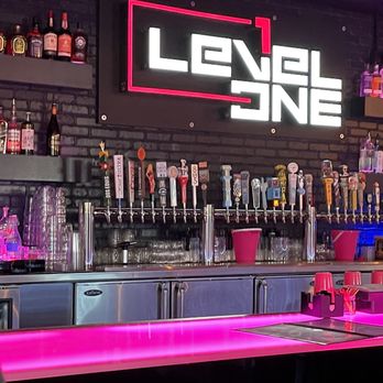 LEVEL 1 ARCADE BAR - Updated March 2025 - 65 Photos & 49 Reviews - 48 W ...