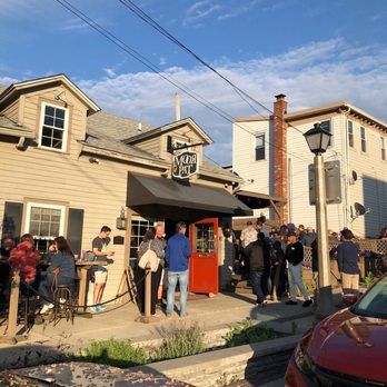 MOOR PAT - Updated July 2025 - 150 Photos & 134 Reviews - 78 E Spring ...