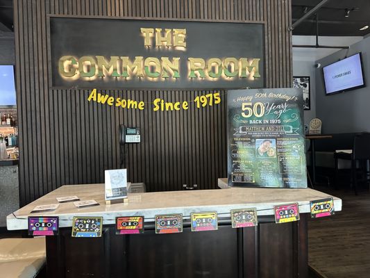 THE COMMON ROOM - Updated December 2025 - 15 Photos & 61 Reviews - 30 ...