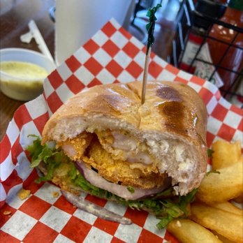 FISH N TAILS OYSTER BAR - Updated March 2025 - 109 Photos & 90 Reviews ...