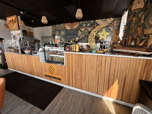 RAHA COFFEE HOUSE - Updated December 2025 - 181 Photos & 68 Reviews ...