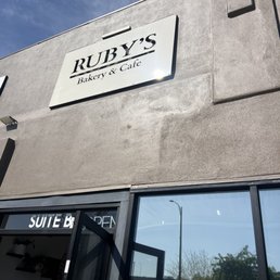 RUBY’S BAKERY AND CAFÉ - Updated December 2025 - 449 Photos & 290 ...
