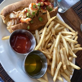 REEL FISH COASTAL KITCHEN & BAR - 1434 Photos & 623 Reviews - 1234 N ...