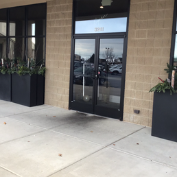 VELE - Updated December 2025 - 203 Photos & 175 Reviews - 3241 W Iles ...