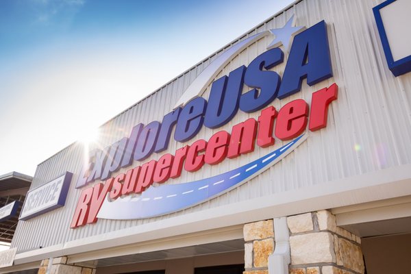 BLUE COMPASS RV HOUSTON - Updated November 2024 - 52 Photos & 52 ...