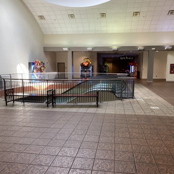 AMC DINE-IN CLEARVIEW PALACE 12 - Updated December 2025 - 150 Photos ...