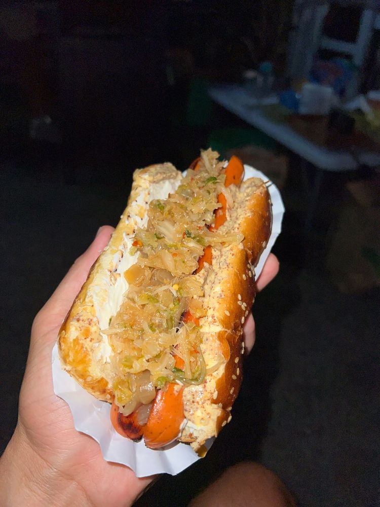 UP DOG - Updated December 2025 - 1260 Kilauea Ave, Hilo, Hawaii - Hot ...