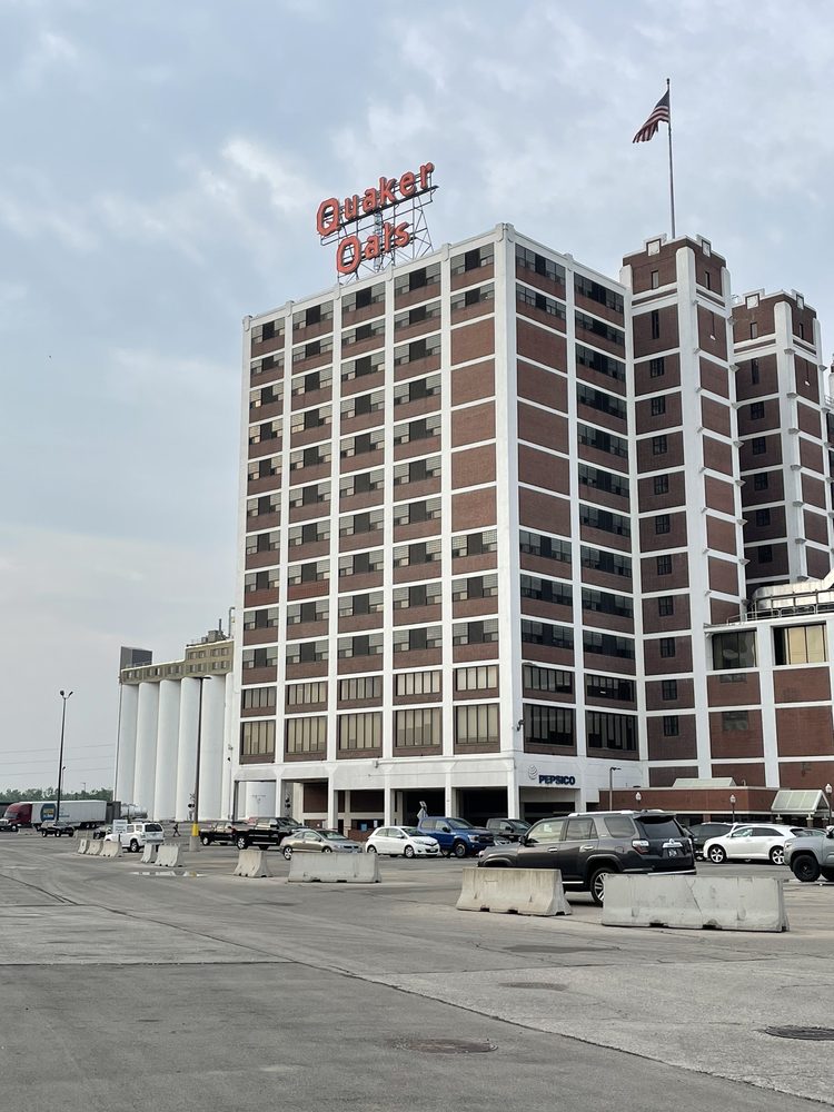 QUAKER OATS - Updated April 2026 - 418 2nd St NE, Cedar Rapids, Iowa ...