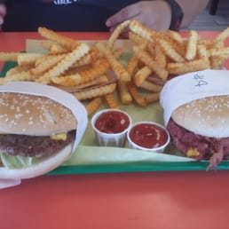 IT’S BURGER TIME - Updated December 2025 - 78 Photos & 113 Reviews ...