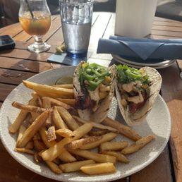 BEACH TREE RESTAURANT BAR AND LOUNGE - Updated July 2025 - 603 Photos ...