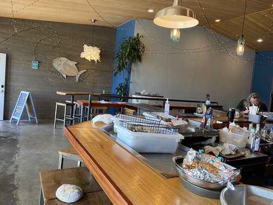 SALTY GIRLS - SEQUIM SEAFOOD - 347 Photos & 355 Reviews - 210 W ...