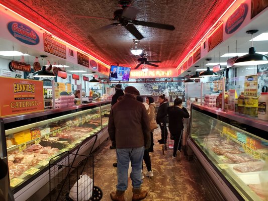 CANNULI’S QUALITY MEATS & POULTRY - 31 Photos & 42 Reviews - 937 S 9th ...
