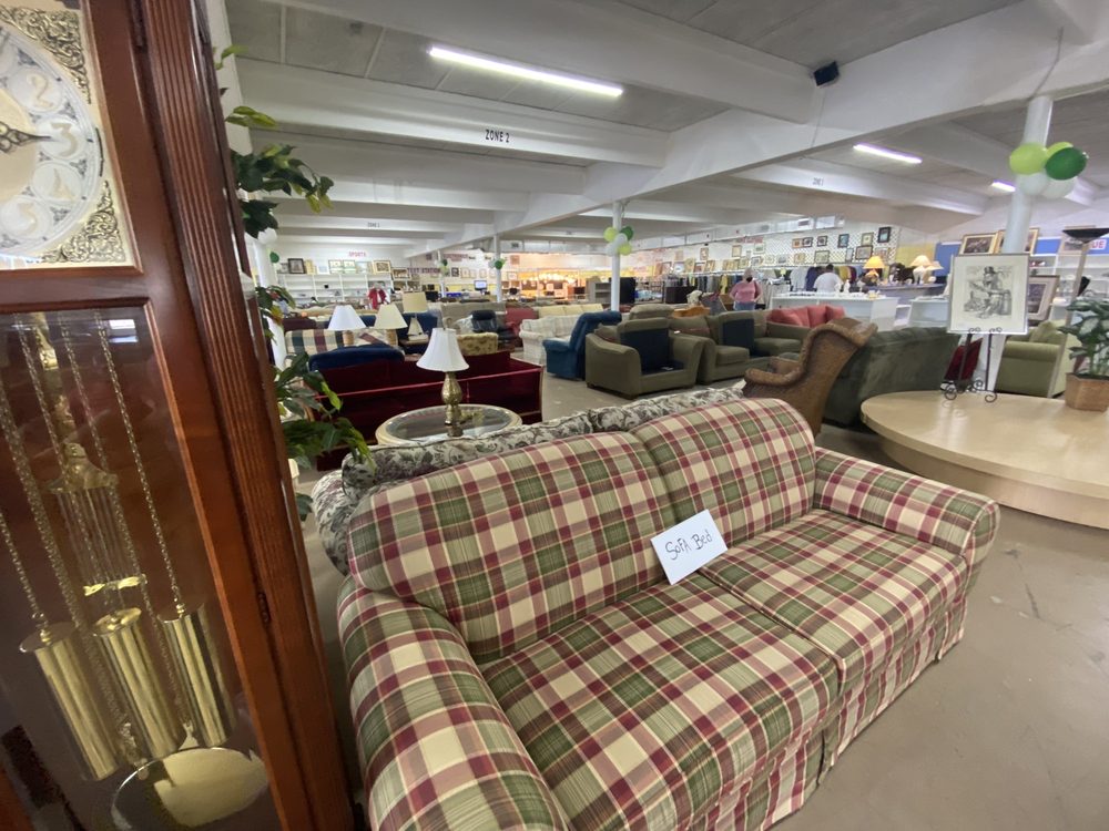 FBC Thrift Store, Leesburg | Roadtrippers