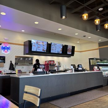 CHIKIN LICKIN - Updated October 2025 - 53 Photos & 41 Reviews - 1196 SE ...