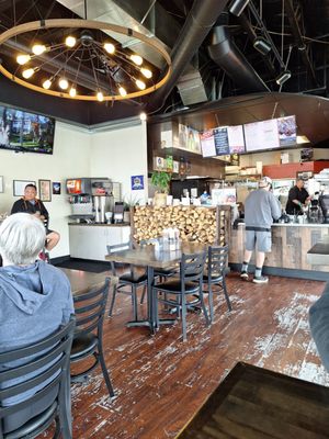 CREEKSIDE BBQ - Updated January 2026 - 141 Photos & 154 Reviews - 910 ...