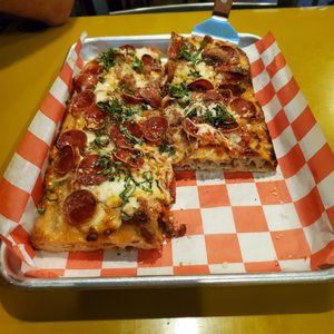 CHATTY’S TAVERN - 15478 Avon Belden Rd, Grafton, Ohio - Burgers ...