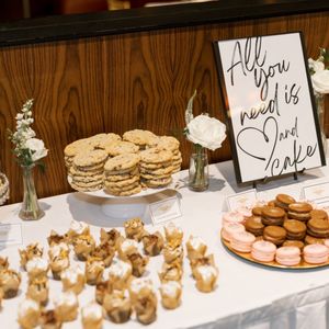 SUGAR & SLICE BAKERY ON MAIN - 70 Photos & 43 Reviews - 519 S Main St ...